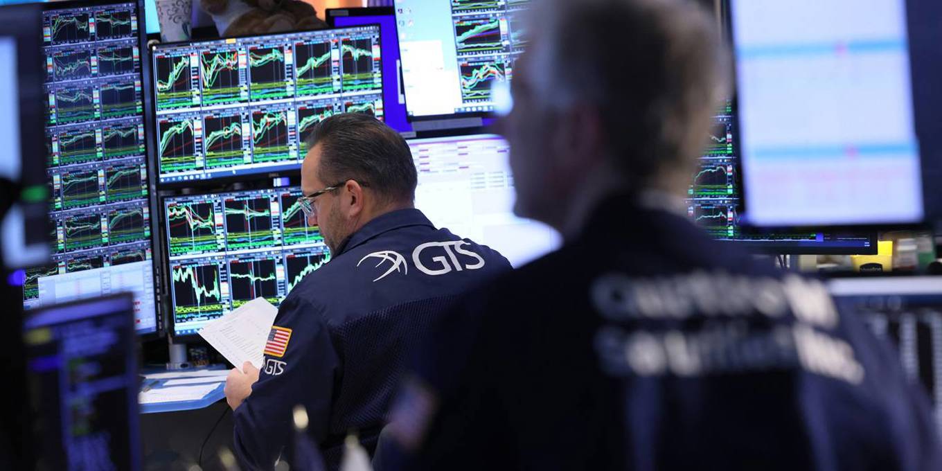 Explaining Americans’ Pessimism About a Strong Economy by Jeffrey ...