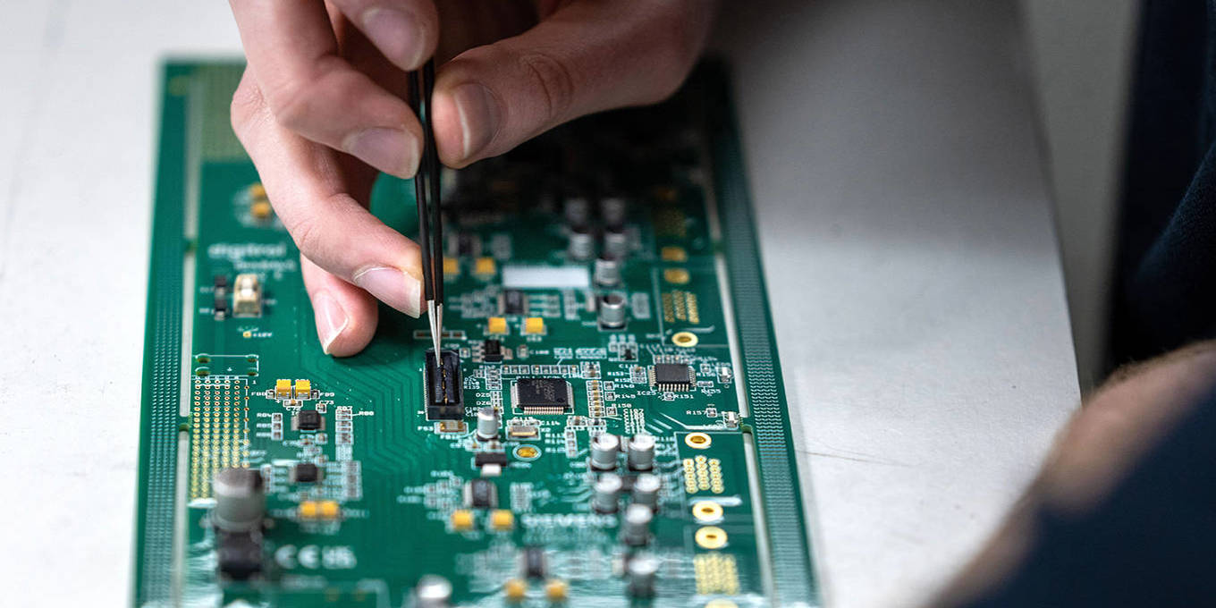 科技殖民主义的崛起 by Hermann Hauser & Hazem Danny Nakib - Project Syndicate