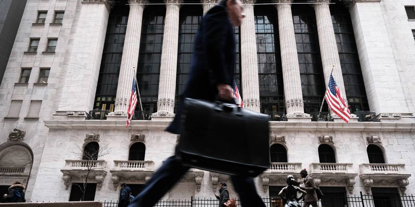 Finance Goes to Hollywood by Jeffrey Frankel - Project Syndicate