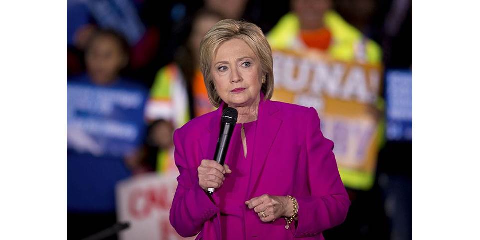 The Agony of Hillary Clinton by Elizabeth Drew - Project Syndicate